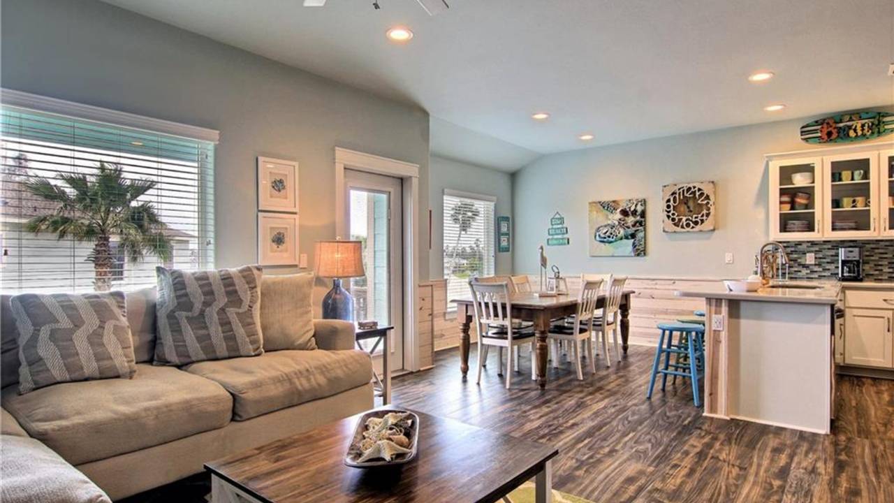 247 W Roberts Ave Unit#15, Port Aransas, TX 78373