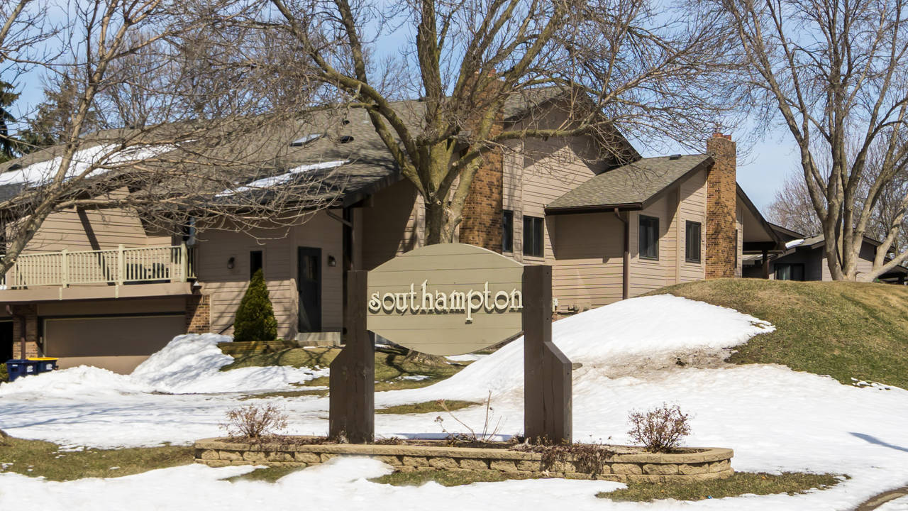 For Sale - Updated Townhouse - Quad $209,900