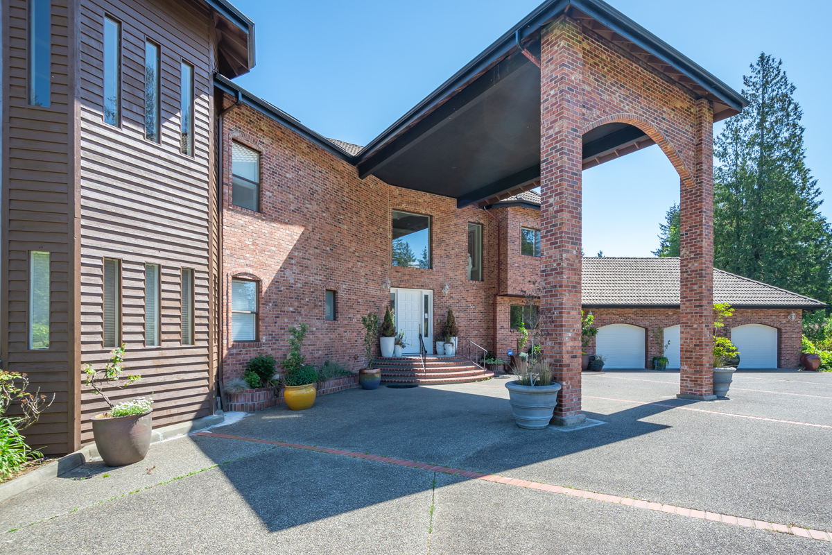 Incredible Home Sitting On 6 Acres Of Land