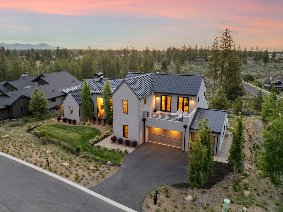 Why Tetherow Continues to Attract Luxury Buyers in Bend