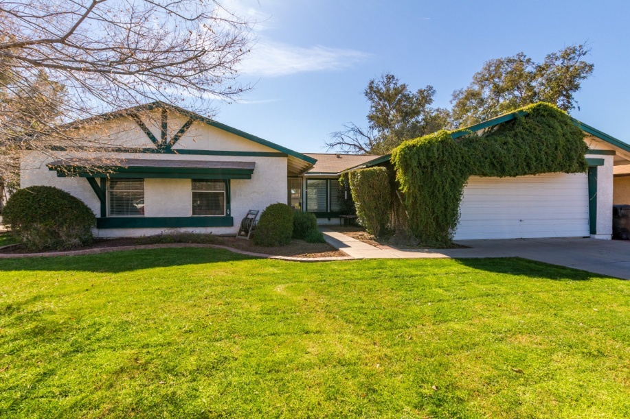 4 Bedroom Home for Sale in Old West Village - Mesa, AZ