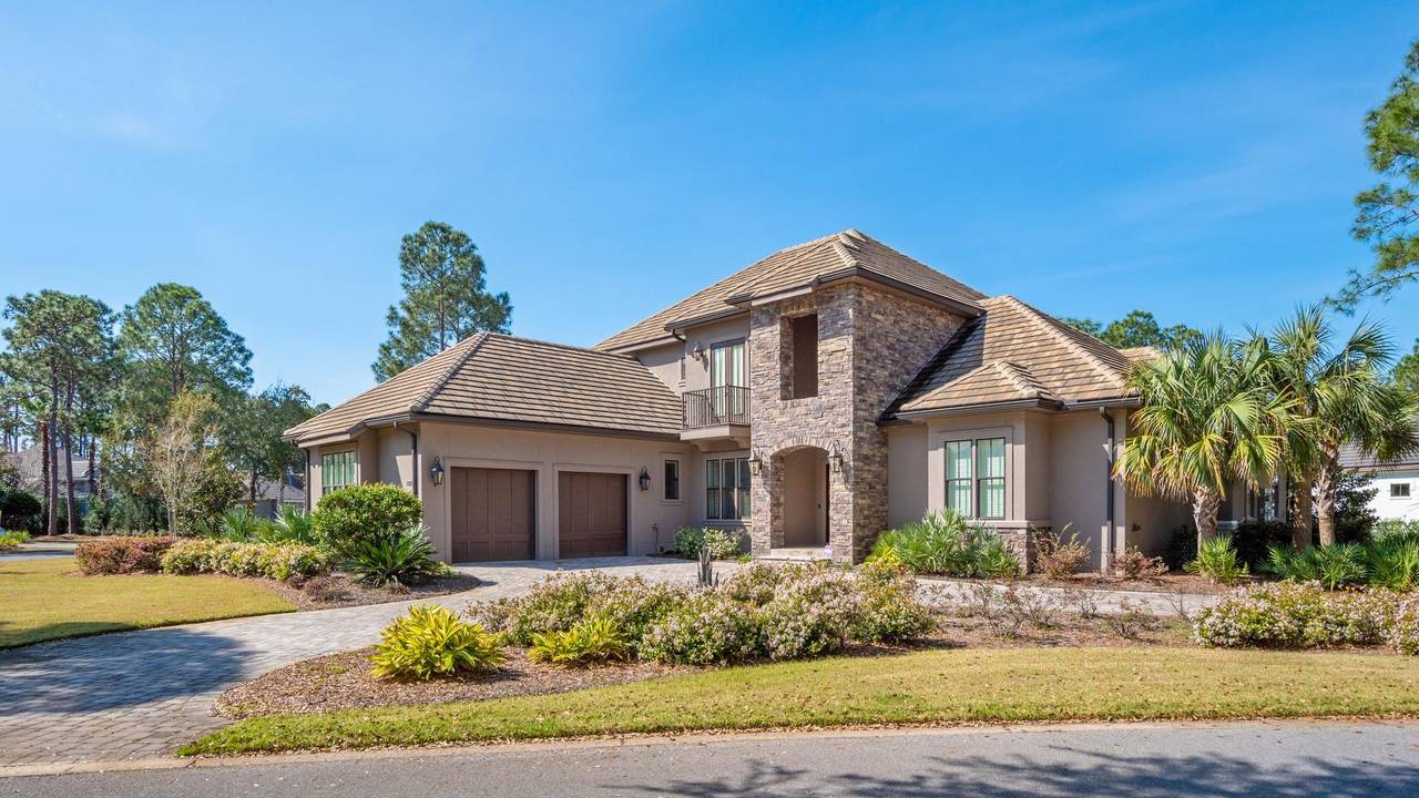 Just Sold in Island Green in Sandestin - Clayton Bonjea