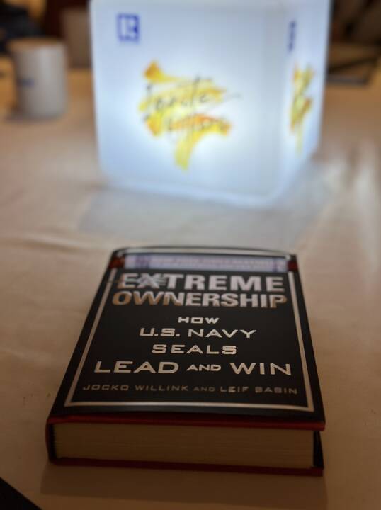Book Review ~ Extreme Ownership