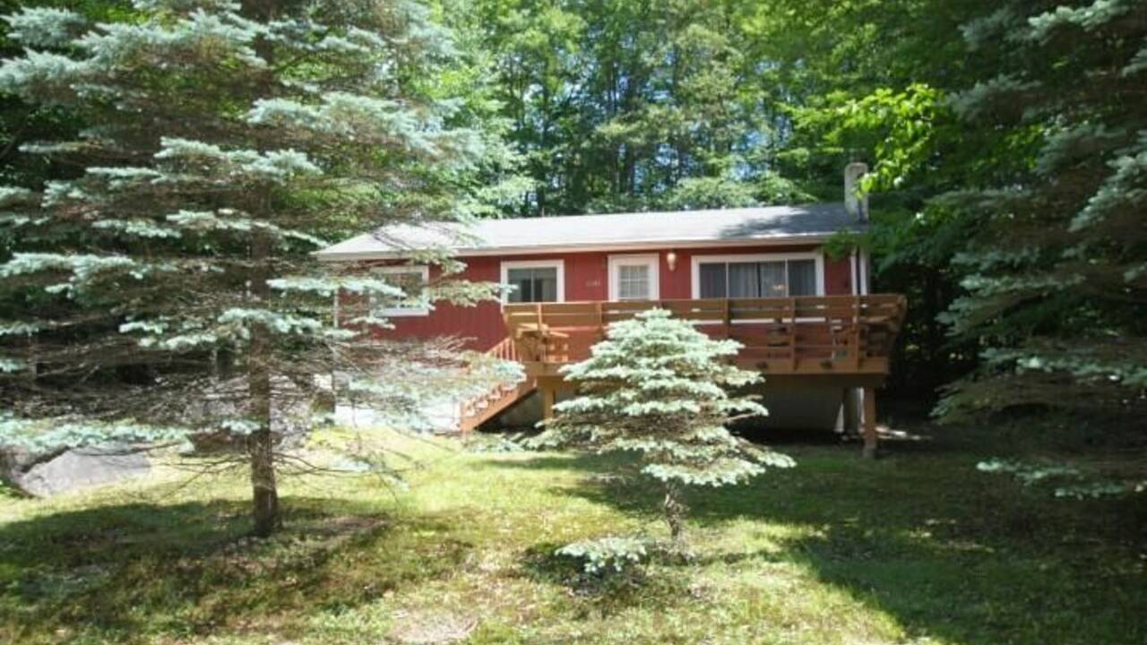 Arrowhead Ranch style Home - Beautiful interior!