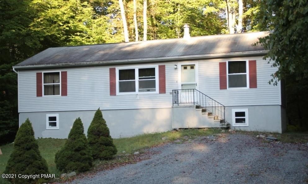 (Partially finished basement) Arrowhead Raised Ranch st