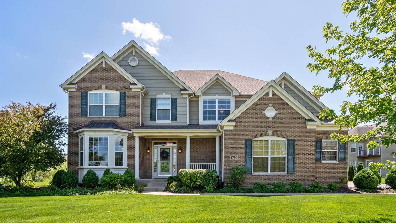 Custom Home in Reserve of St Charles