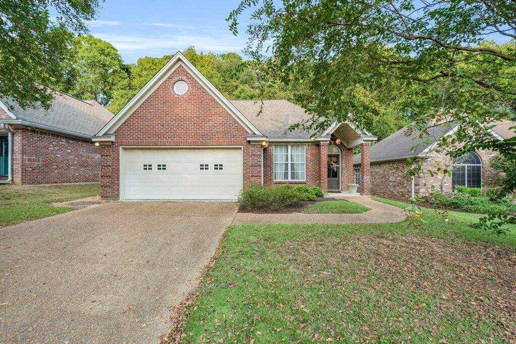 🏡 ACTIVE:515 Hummingbird Ln, Starkville, MS 39759