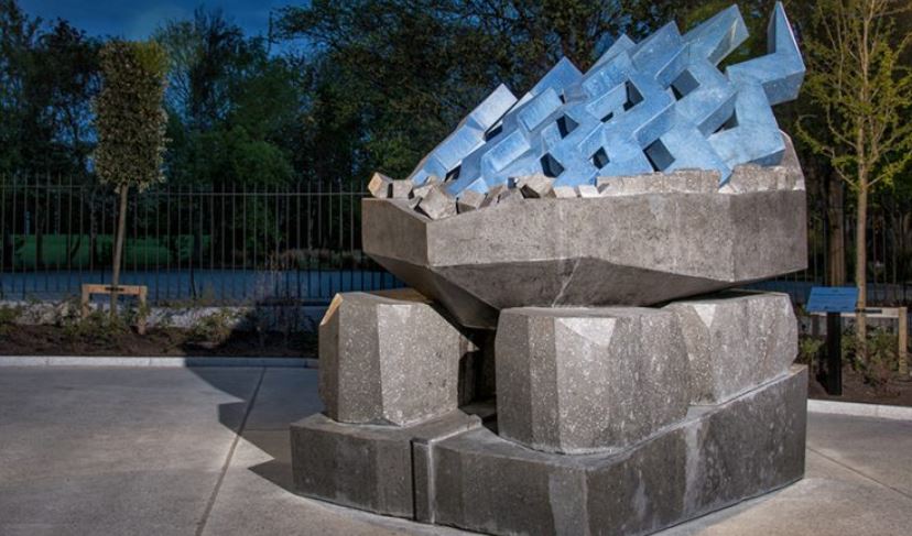 Breaking Emmet's Block, Dublin Sculpture