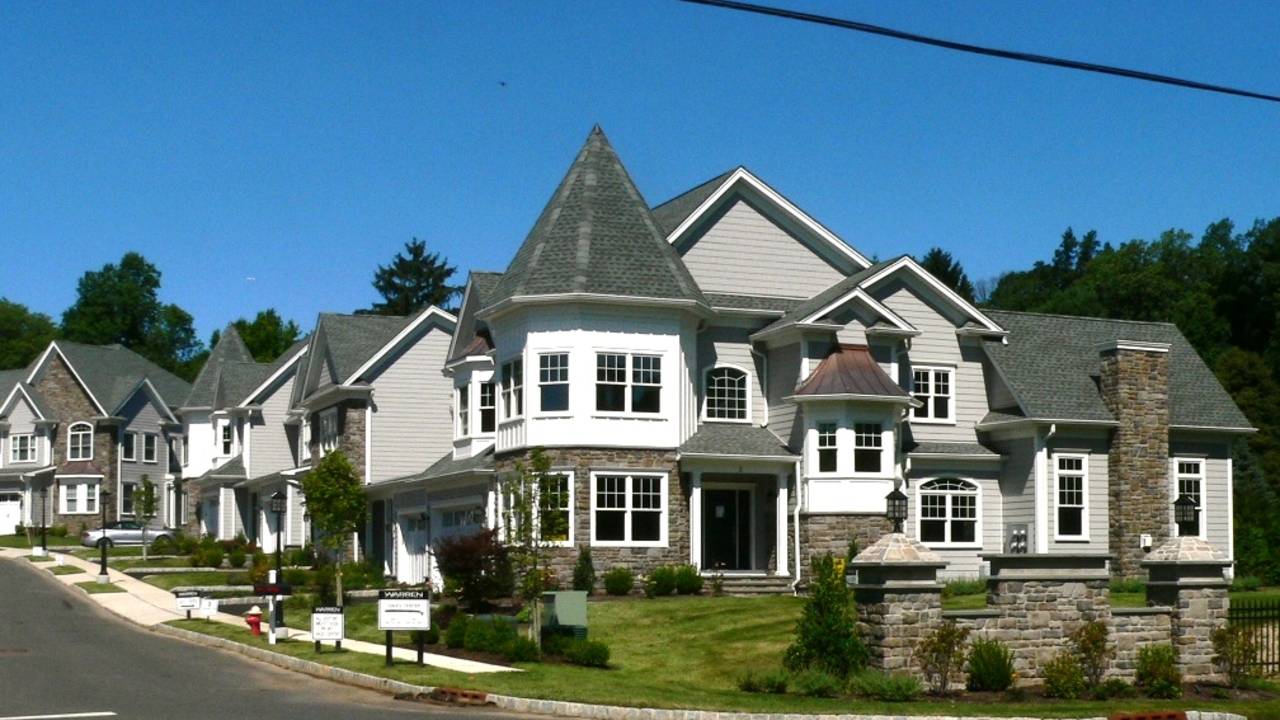 Warren Crossing at Warren NJ Luxury Townhome Style Cond