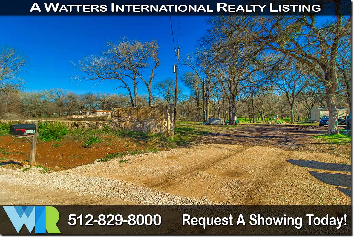 2009 County Line RD Dale, TX 78616