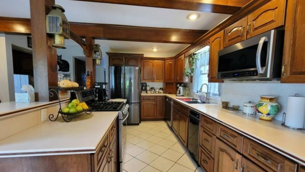 Panoramic Mountain View Home On Almost 4 Acres of Land