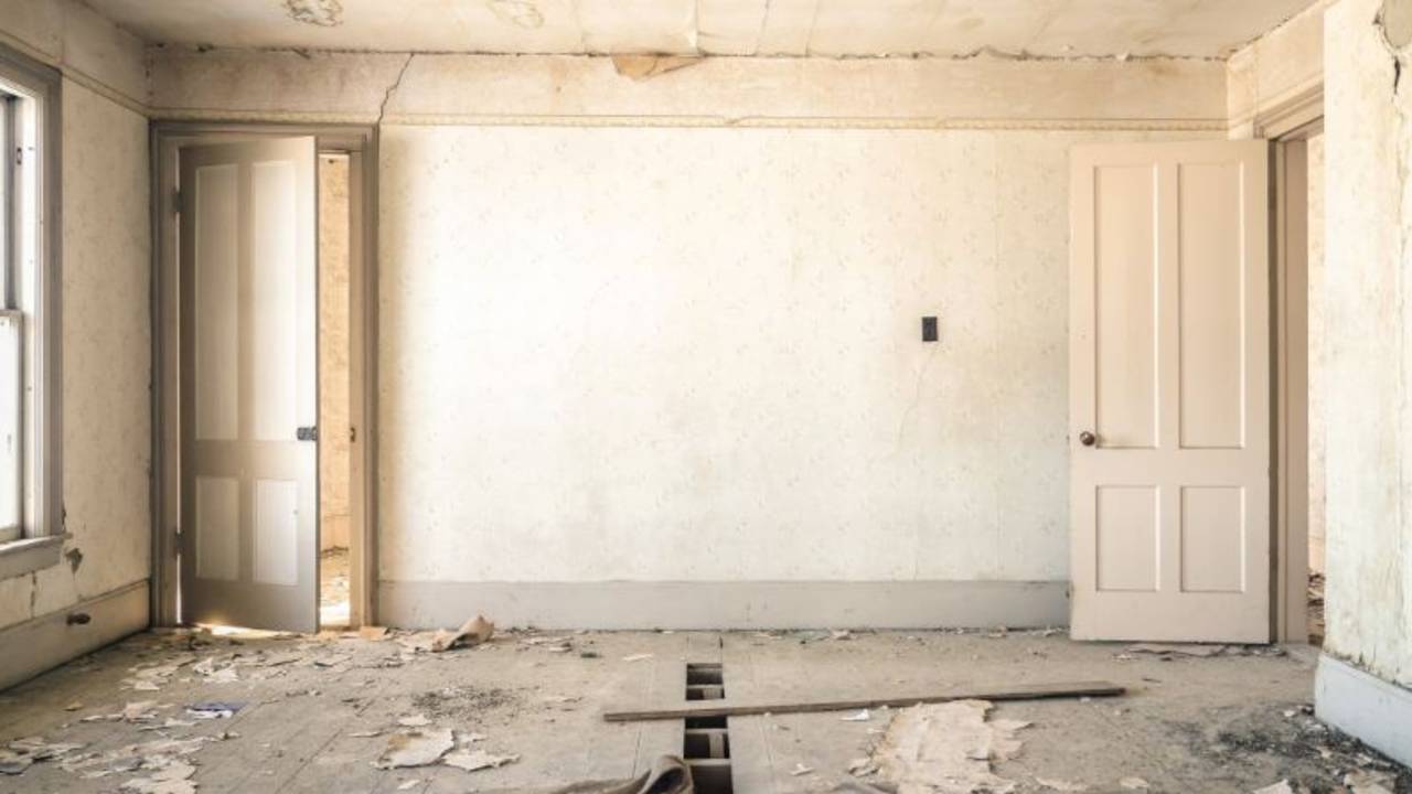 What To Look For When Purchasing Distressed Properties