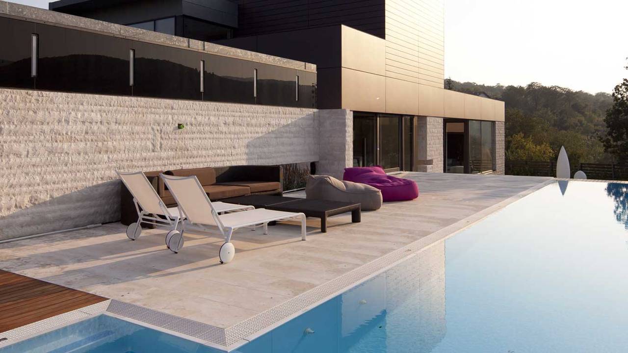 1st Time Buyers - vs - Repeat Buyers