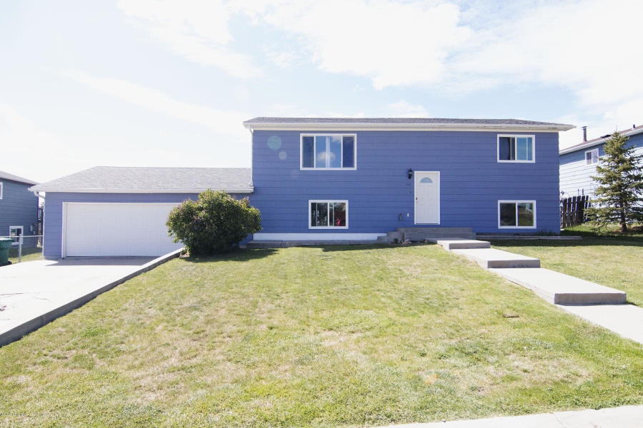 Large Family Home in Quiet Community