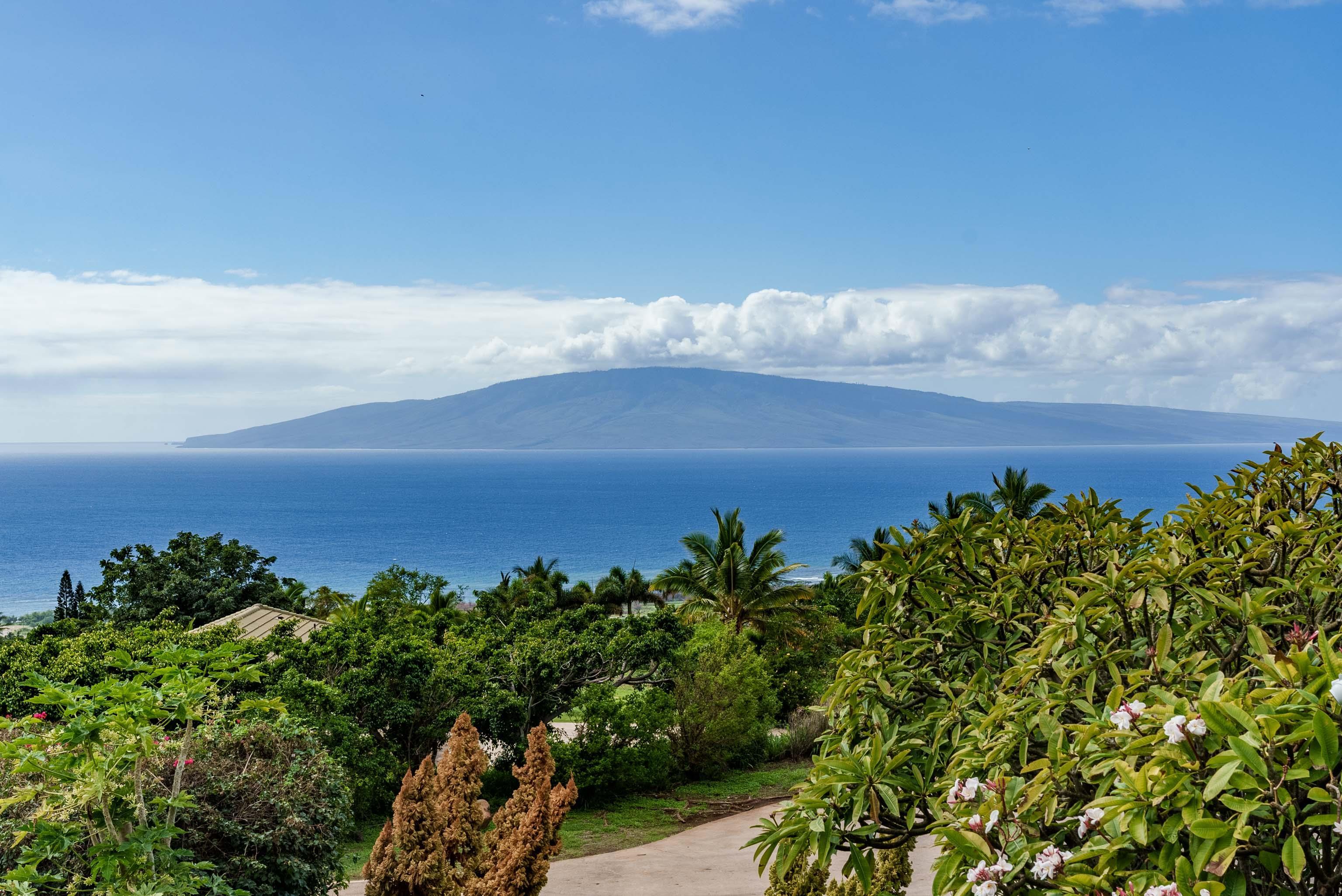 Your Paradise Dreams Come True! ~ 110 E. Huapala Pl