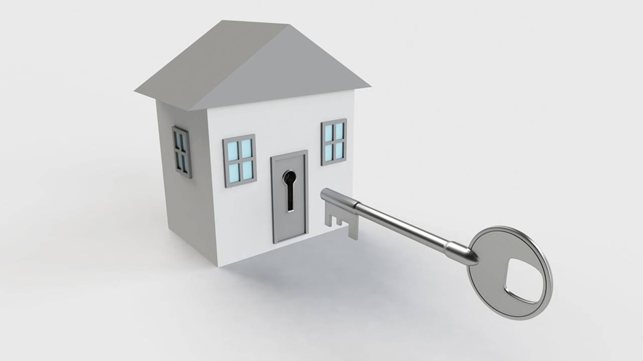 8 Things Home Sellers Risk When They Sell Without A Rea